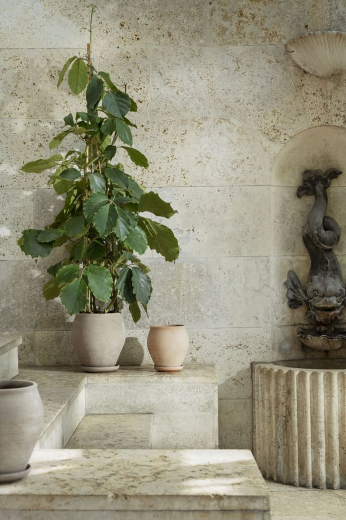 Delphi Pots by Bergs Potter – the navel of the world