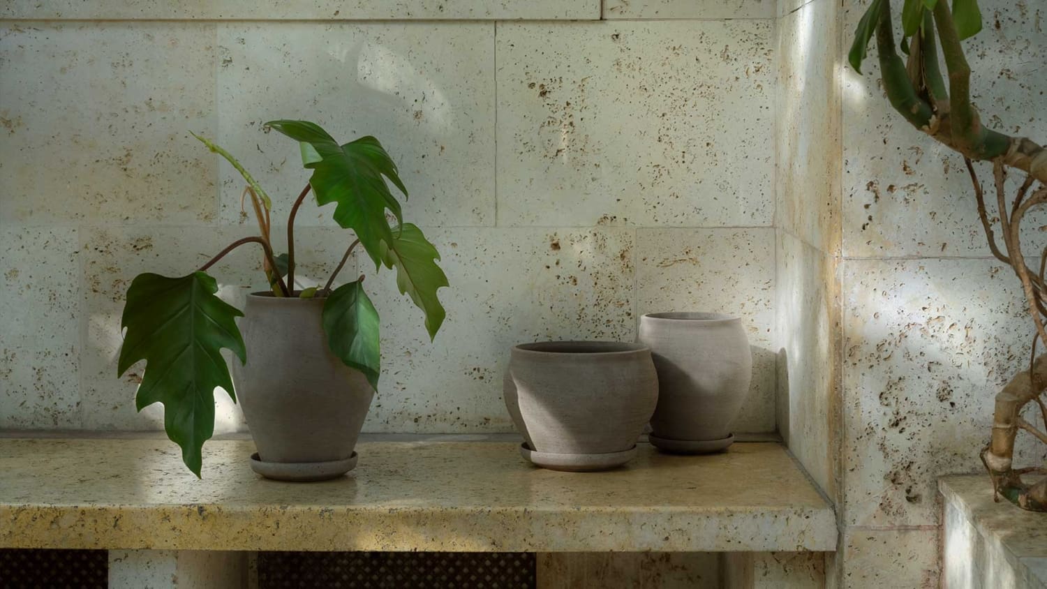 Delphi Pots by Bergs Potter – the navel of the world
